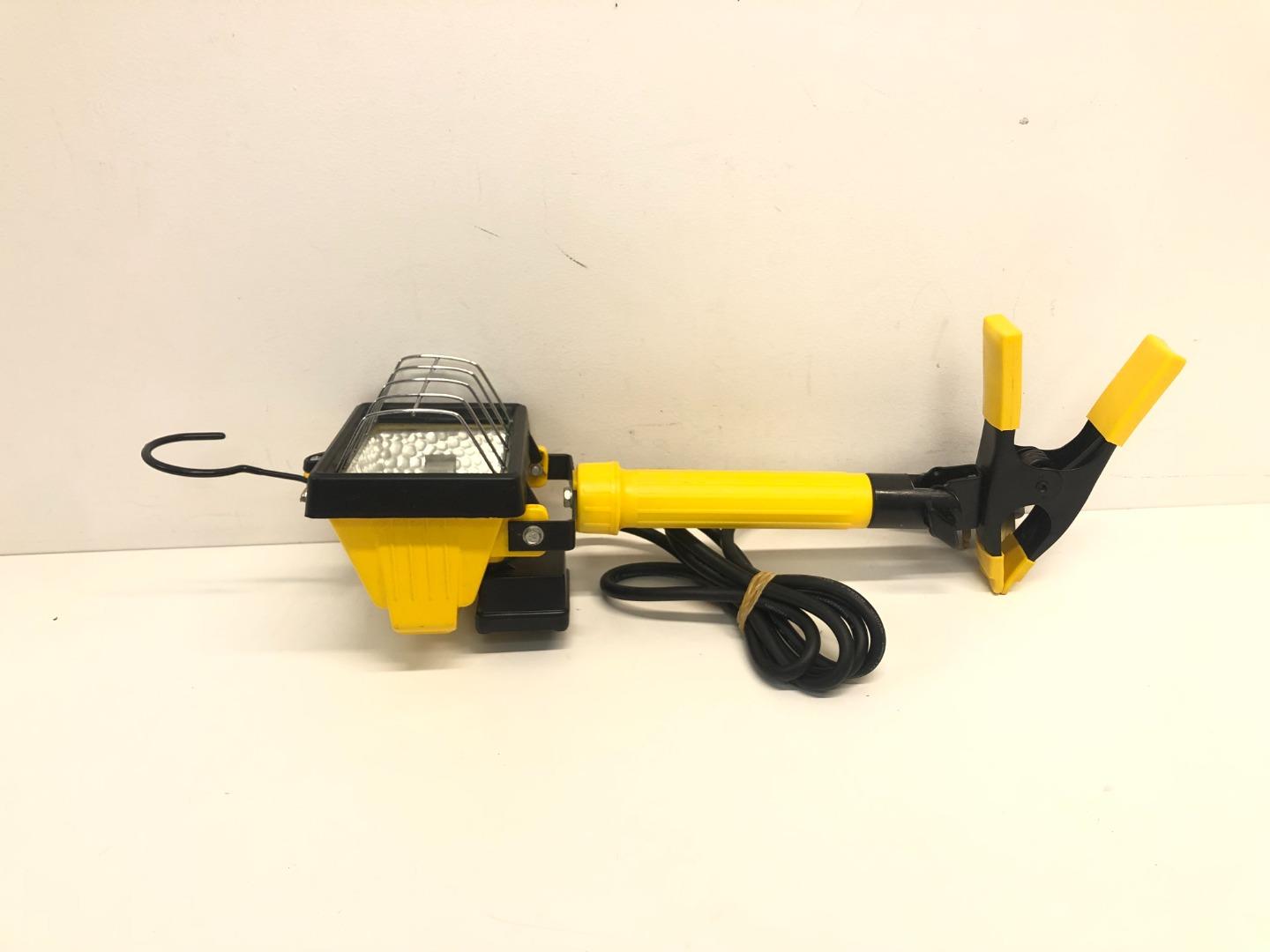 Diall F1501A Clip On Work Light