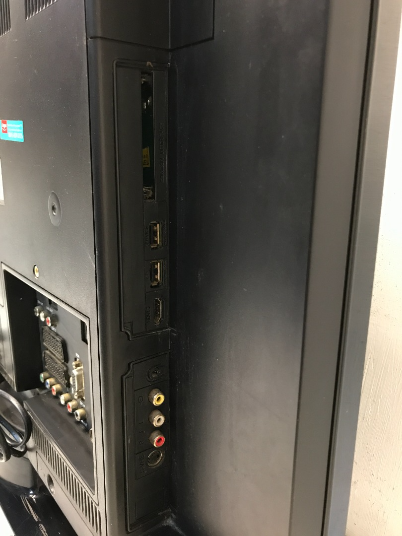 Bush LCD26T2HD 26'' HD Ready Digital LCD TV