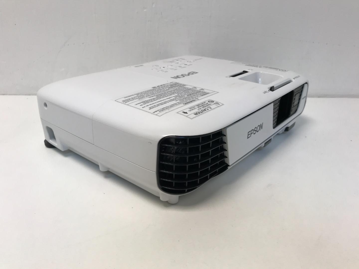 Epson EB-S31 LCD Projector