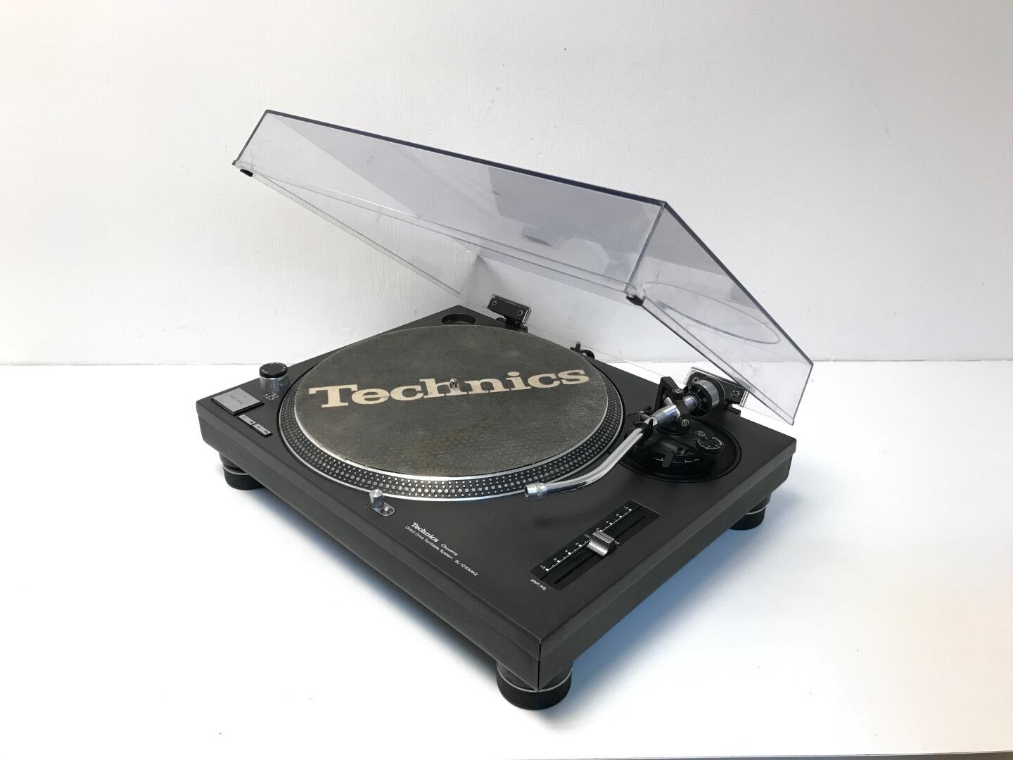 Technics 1210 MK2 Direct Drive DJ Turntable