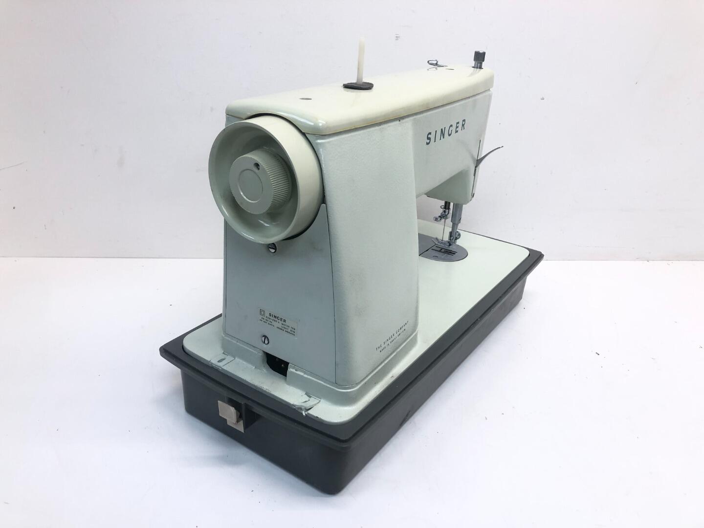 Vintage Singer 427 Electric Sewing Machine