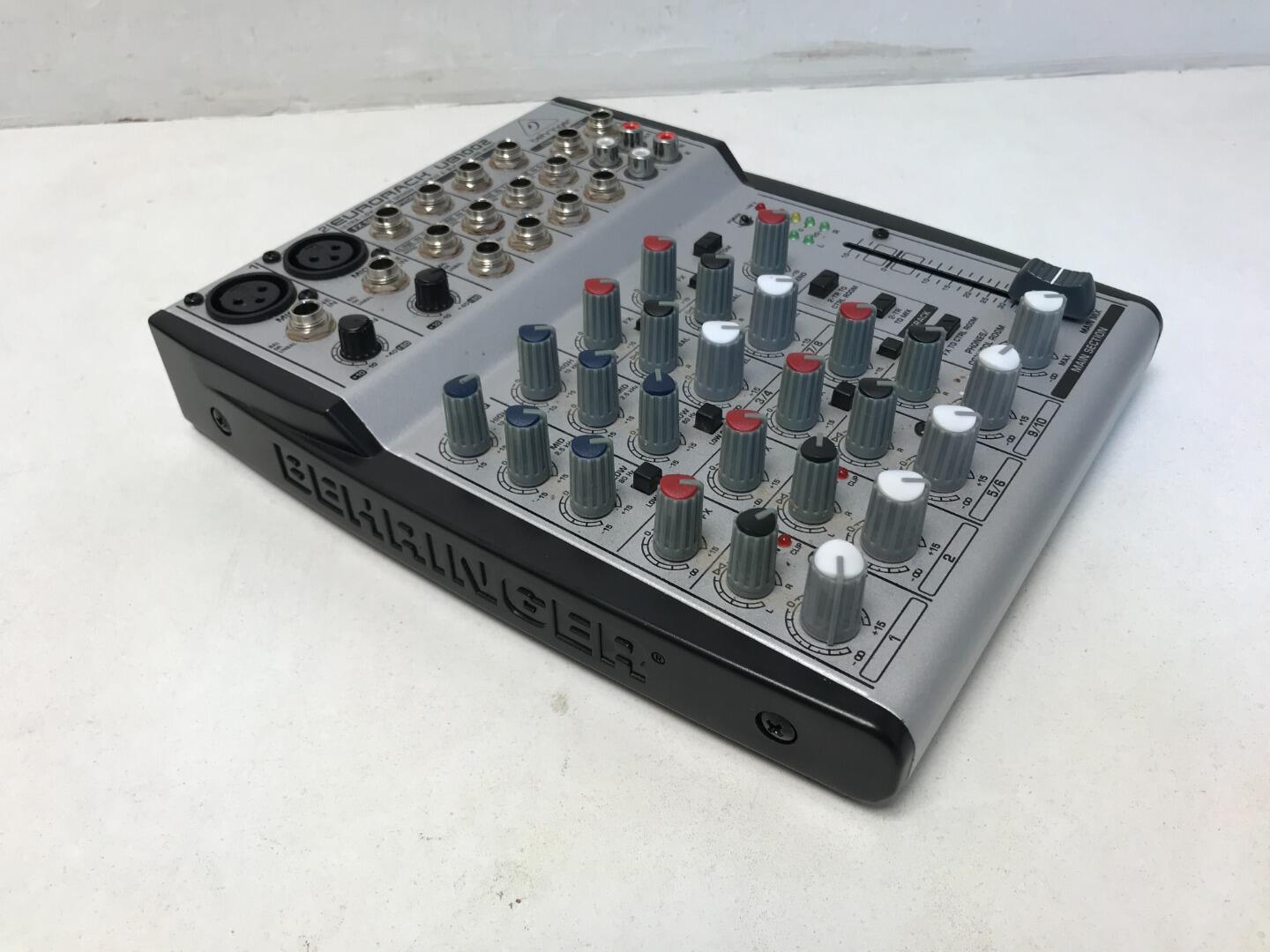 Behringer Eurorack UB1002 Mixer