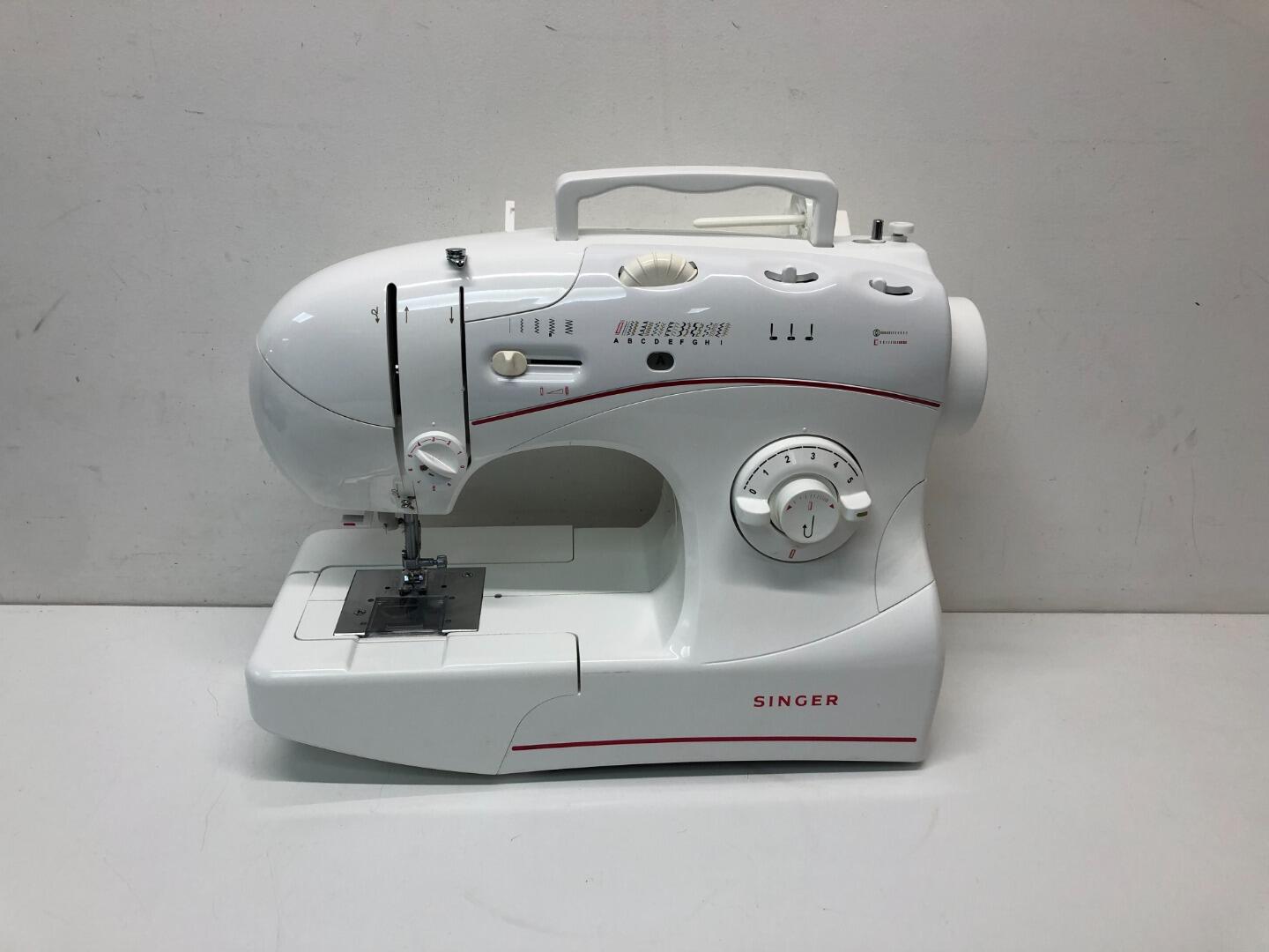 Singer 6038 C Sewing Machine