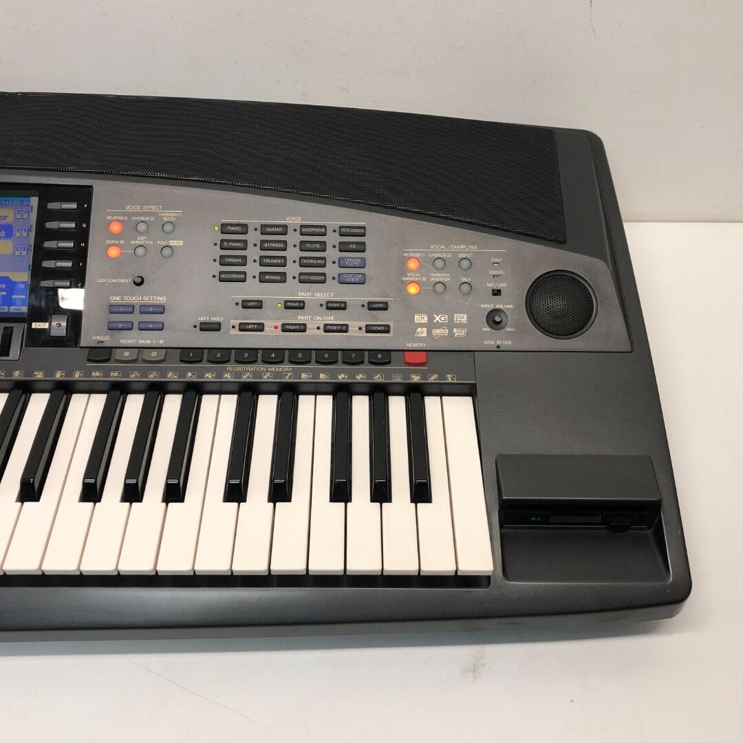 Yamaha PSR8000 Electric Keyboard