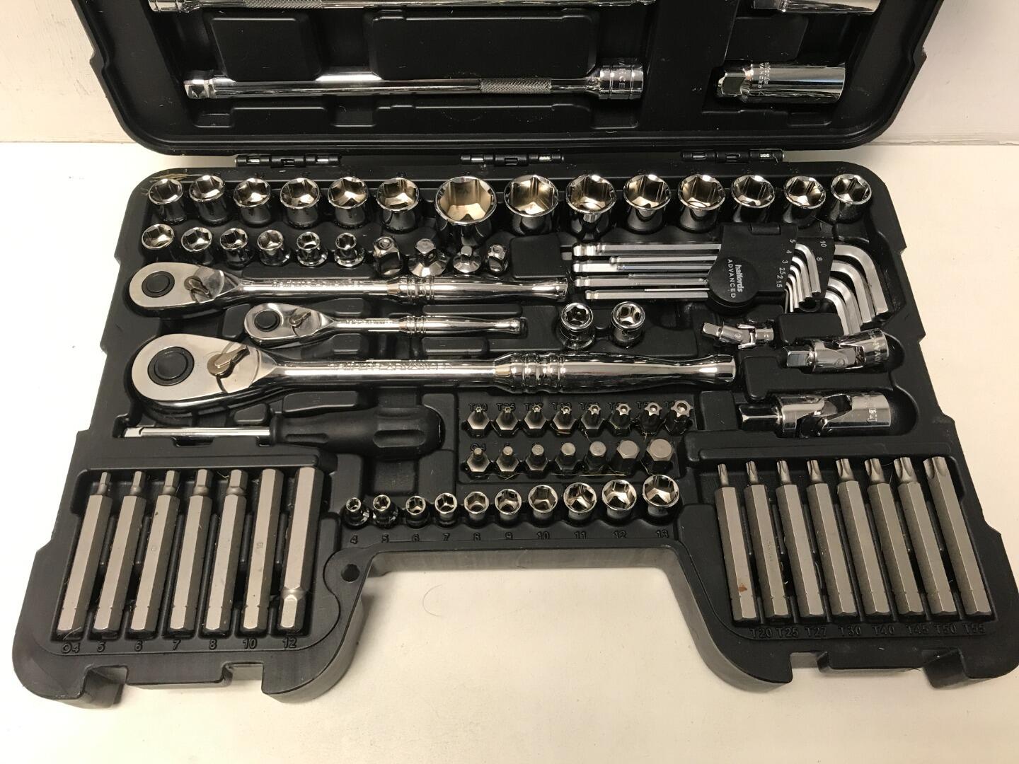 Halfords Advanced 100 Pc Socket Set