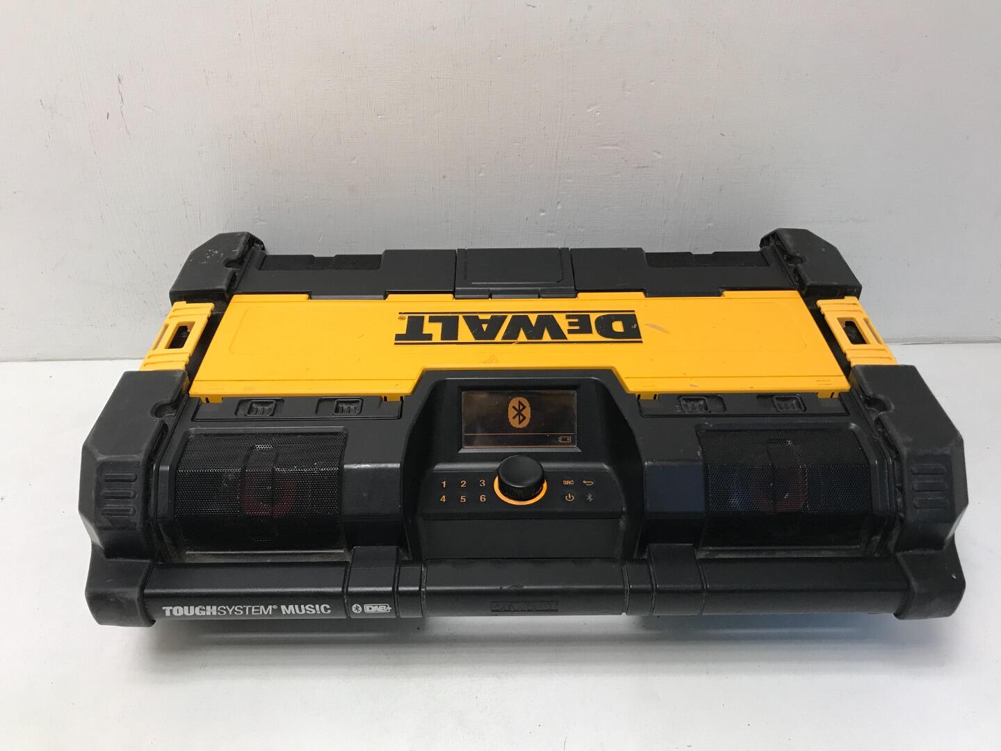 DeWalt DWST1-75663-GB Bluetooth DAB Worksite Radio