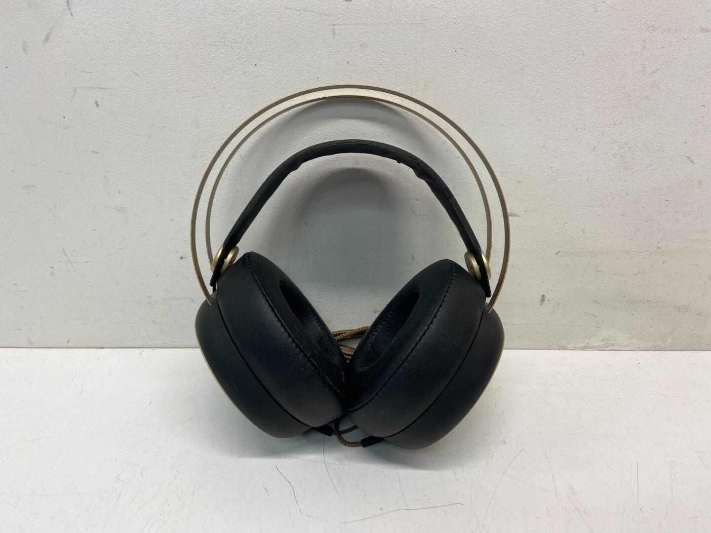 Betron Retro Wired Headphones