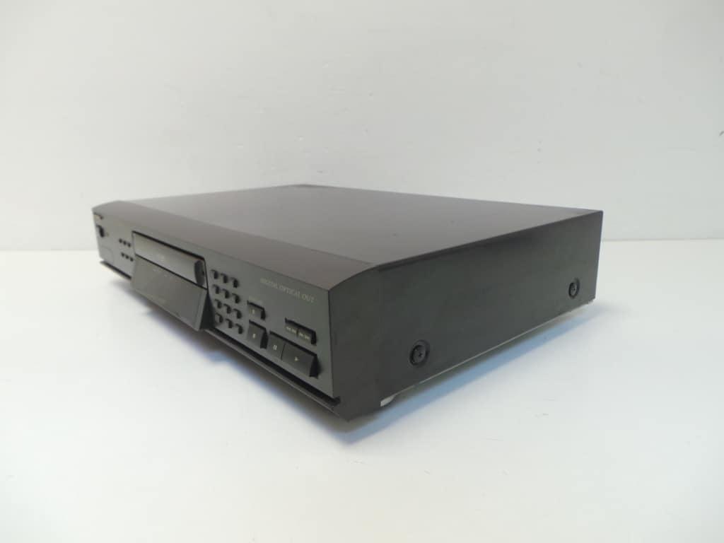 Technics SL-PG3 Compact Disc Player