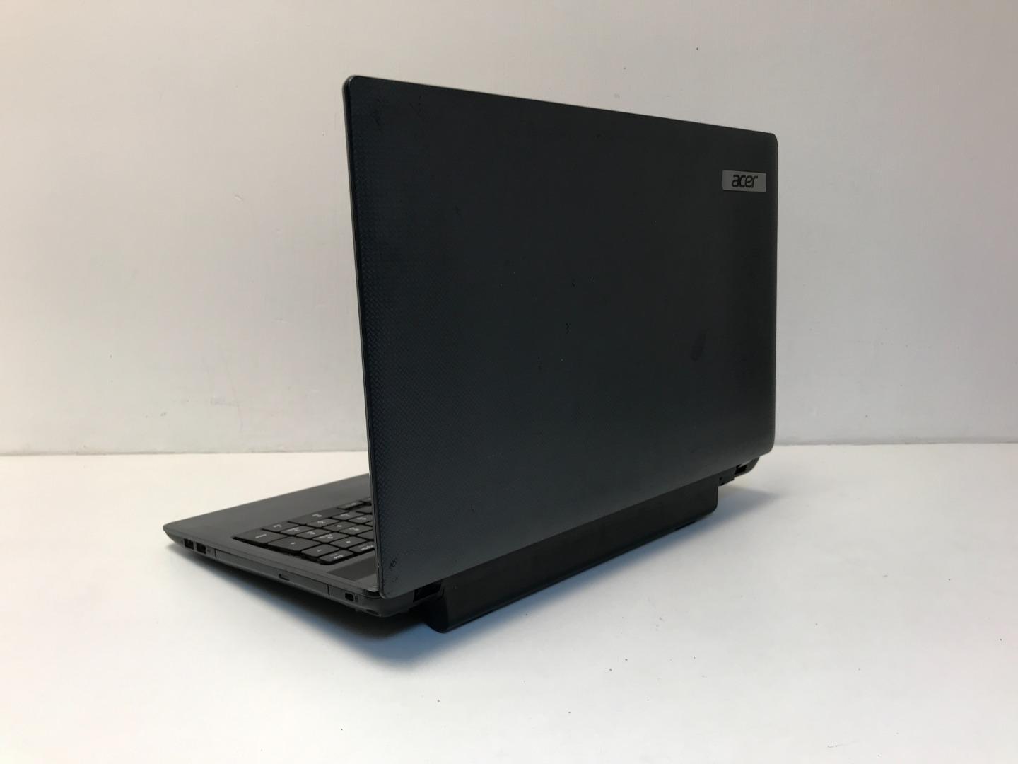 Acer Aspire 5733 (PEW71) 8GB RAM 500GB Windows 10 Laptop