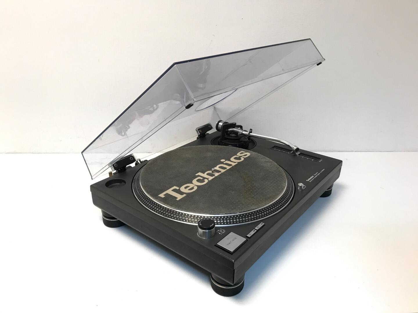 Technics 1210 MK2 Direct Drive DJ Turntable