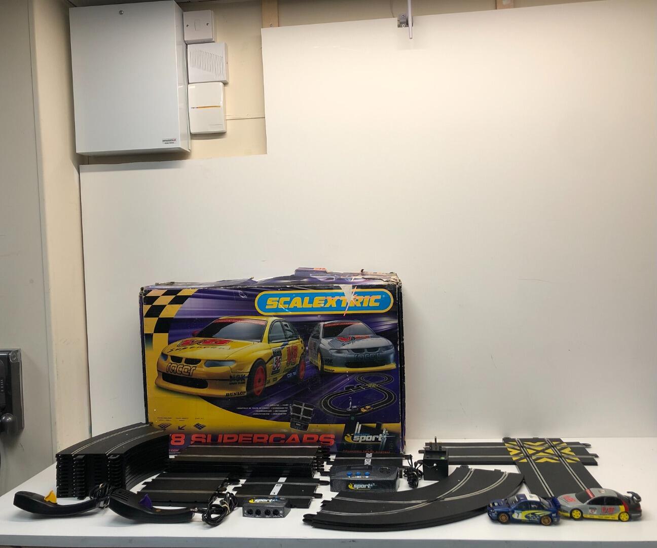 Scalextric V8 Supercars Set