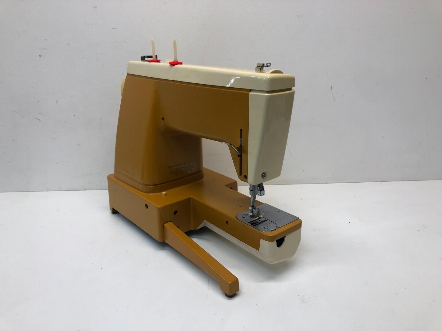 Singer Capri 163 Sewing Machine