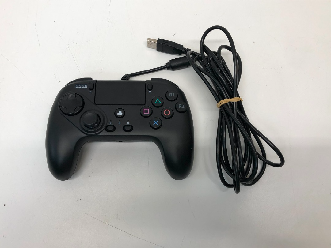 Hori (SPF-023U) PS5 PS4 Fighting Commander Controller