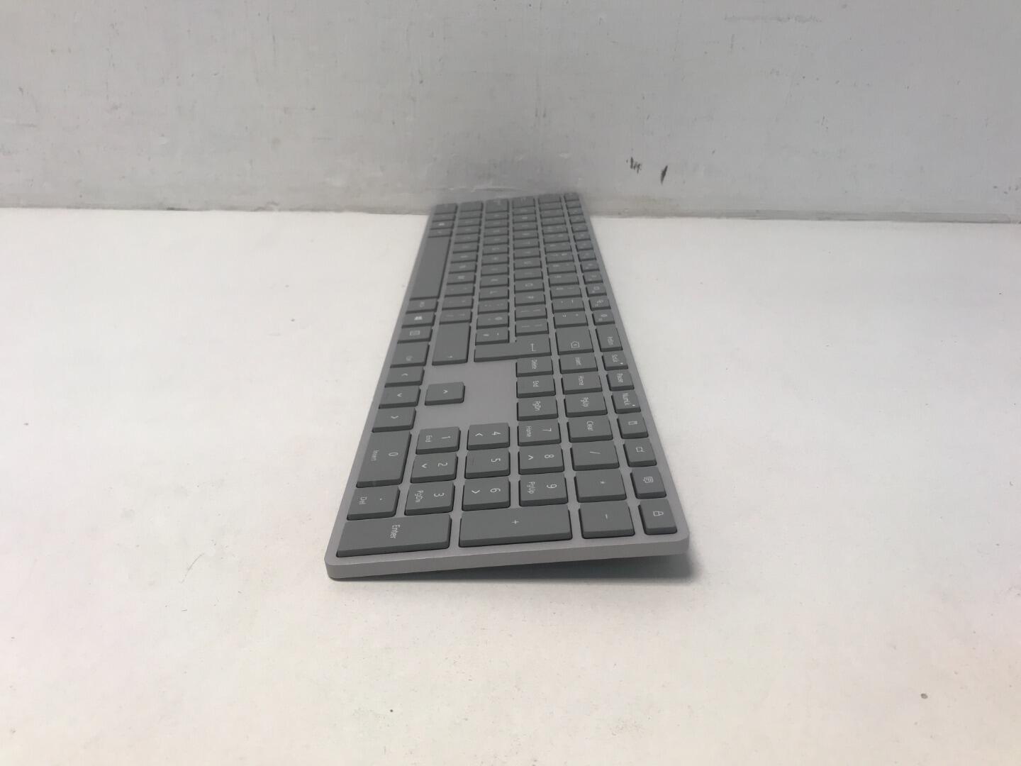 Microsoft Surface Keyboard 1742