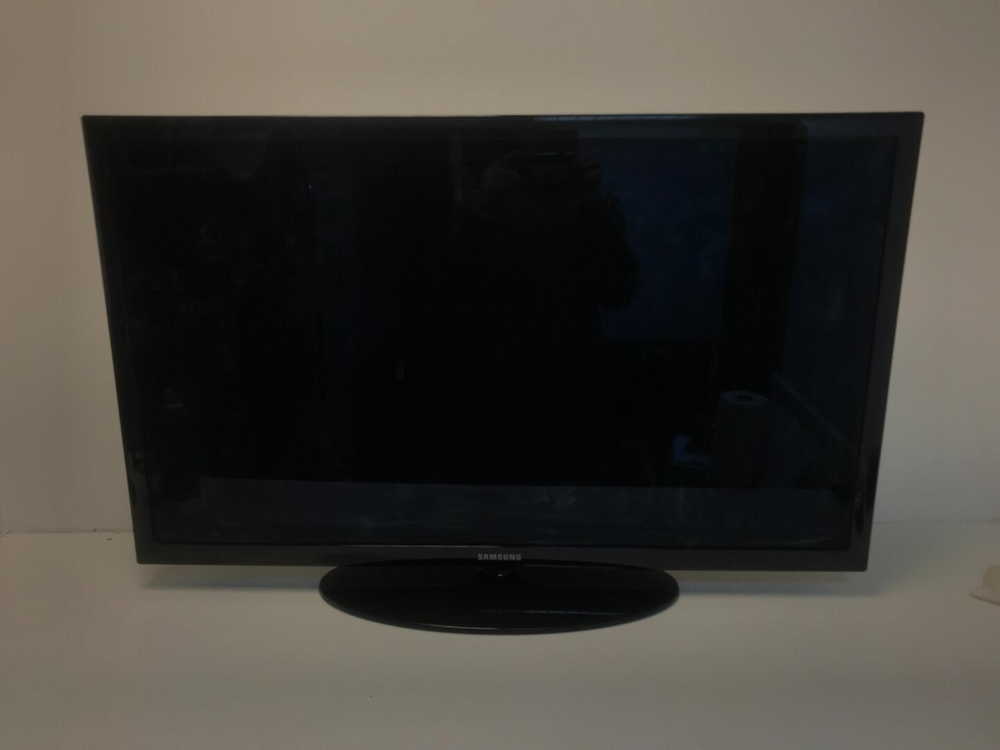 Samsung UE40D5003BW 40'' Full HD Digital LED TV
