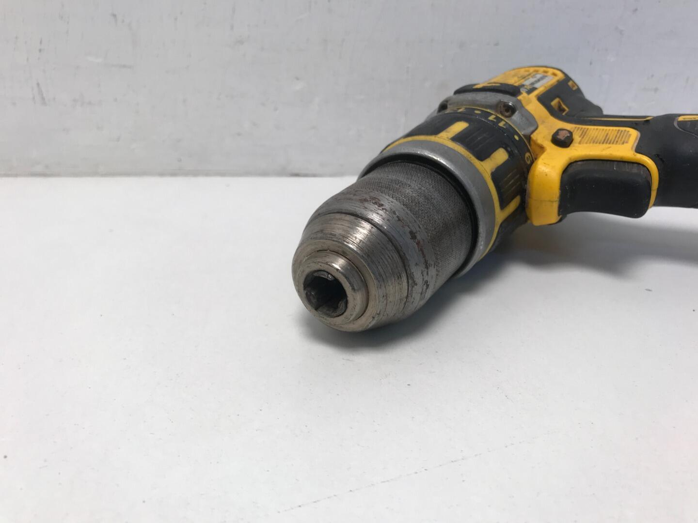 DeWalt DCD795 XR Lithium Ion Cordless Hammer Drill