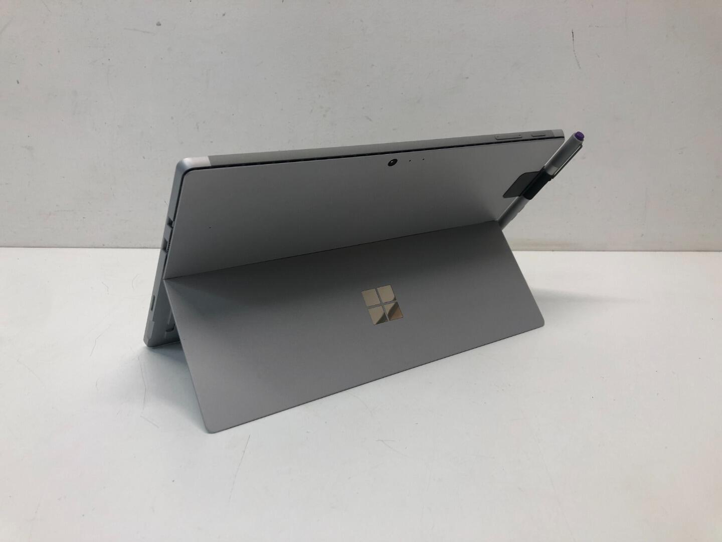Microsoft Surface Pro 5th Gen 12.3'' 8GB RAM 256GB Windows 10 Pro ...
