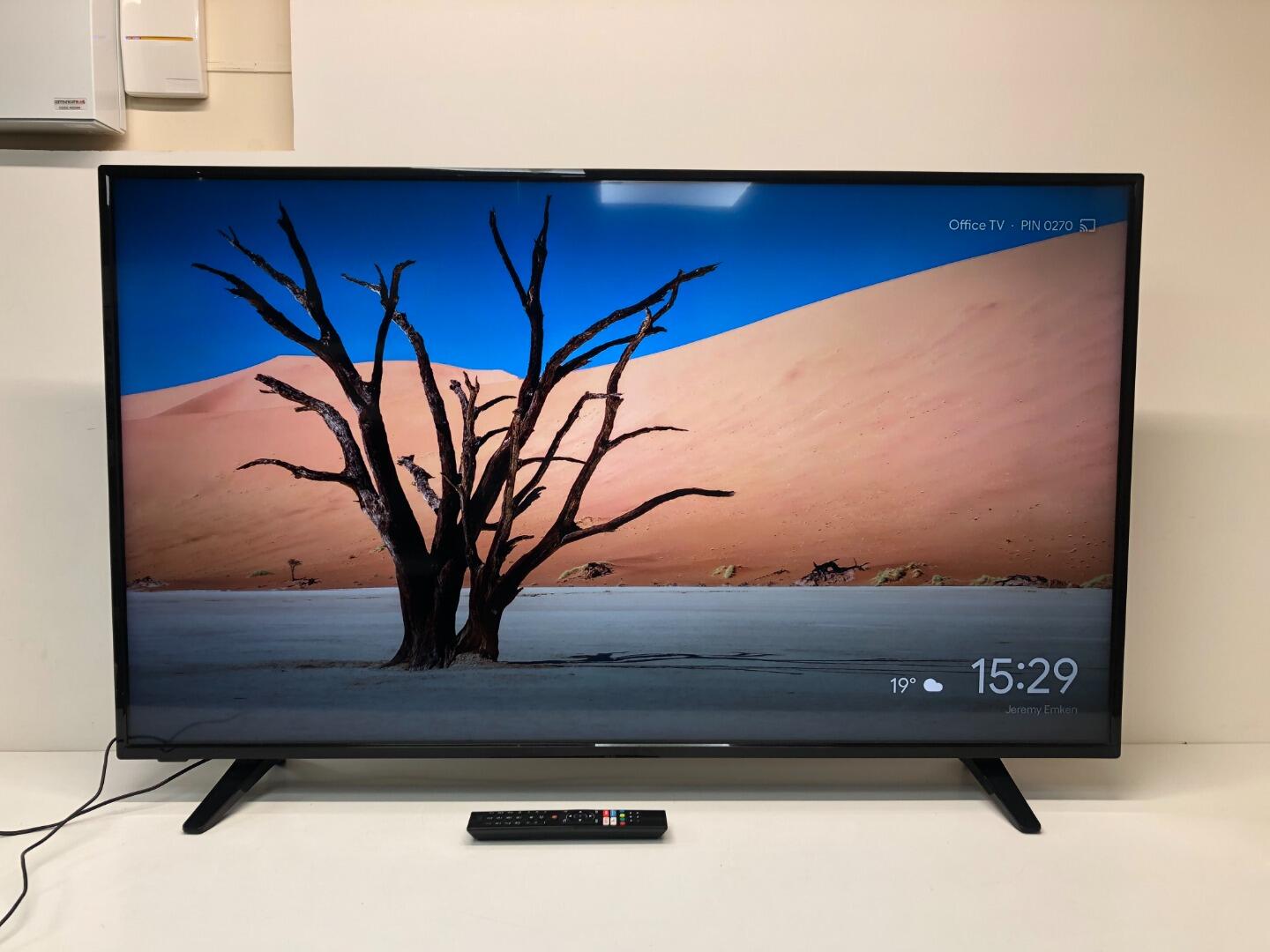 Digihome 55551UHDS 55'' Smart Ultra HD Digital LED TV