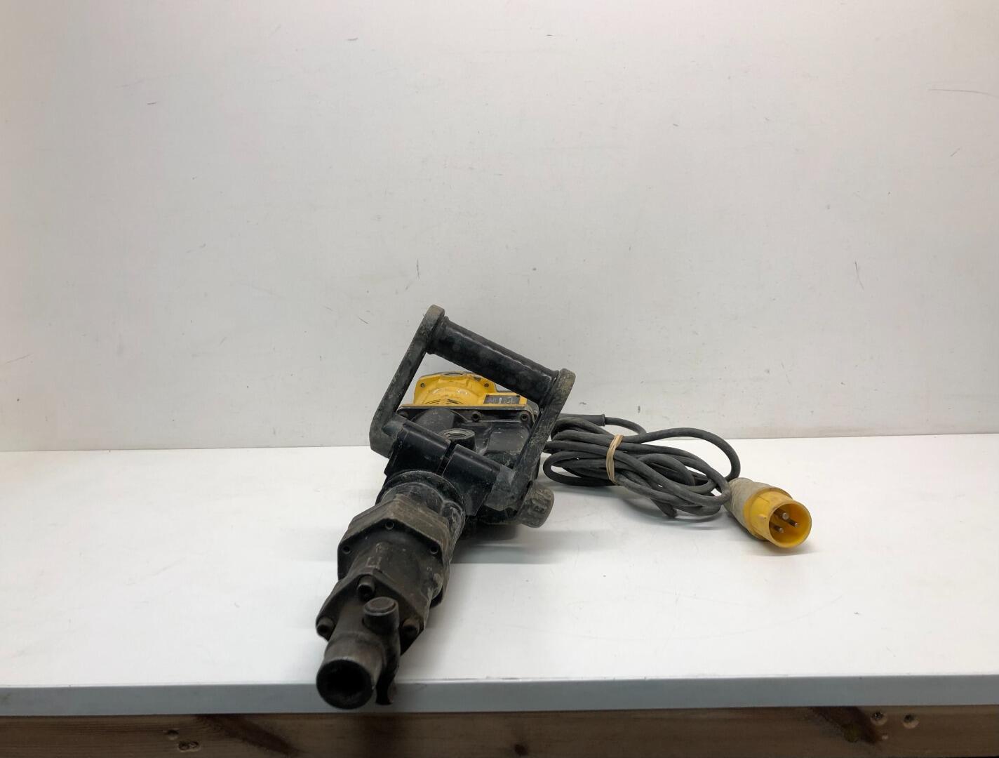 Kango 950KV 110V Demolition Hammer