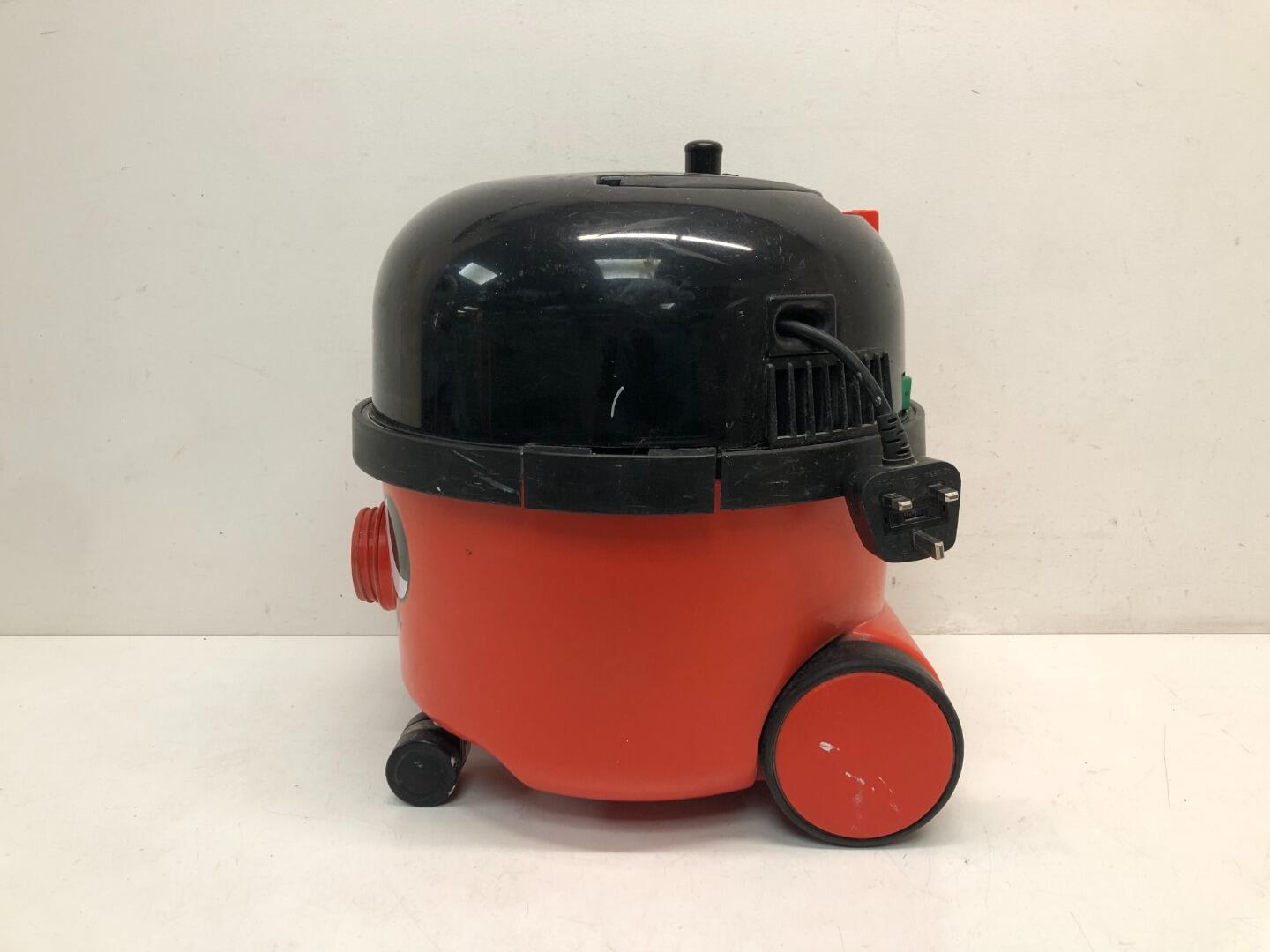 Numatic Henry HVR200-22 Vacuum Cleaner