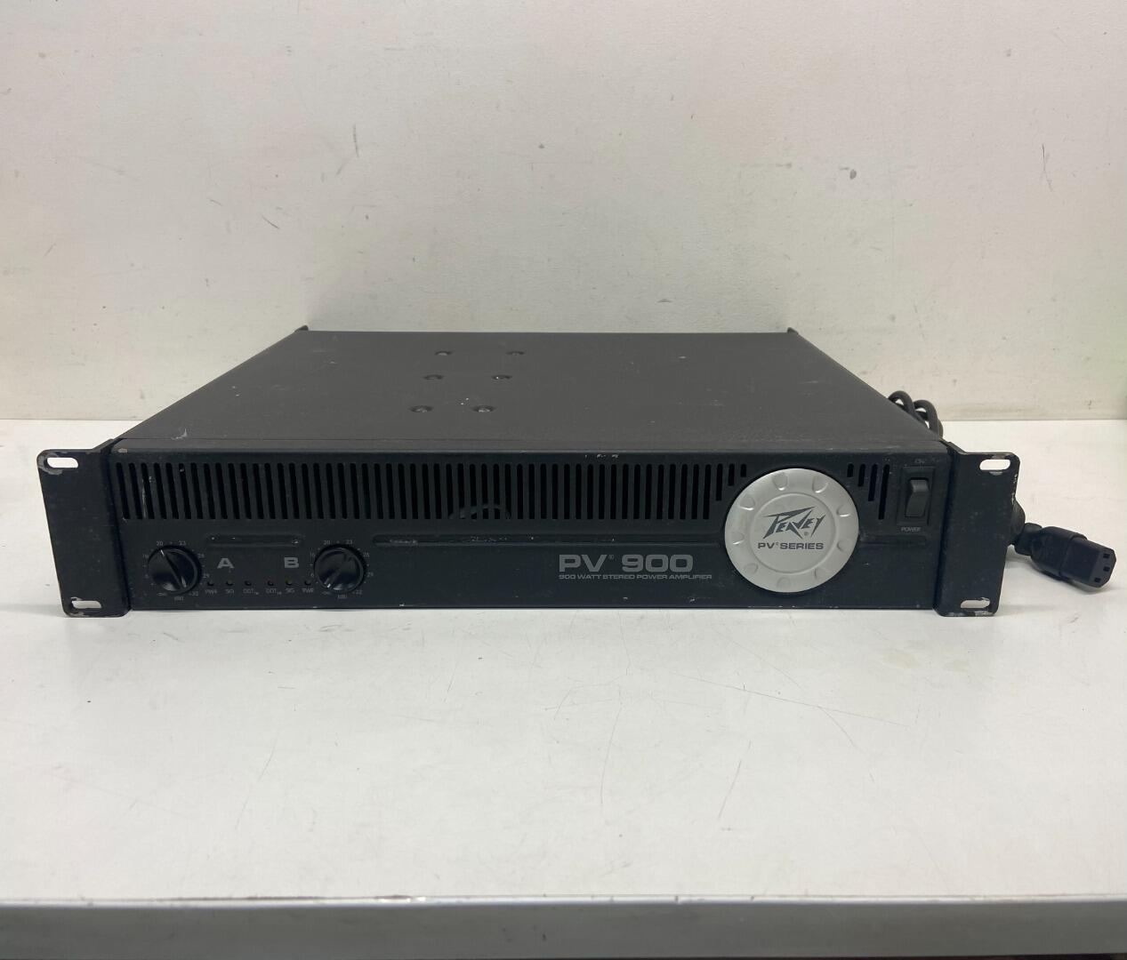 Peavey PV-900 Stereo Power Amplifier