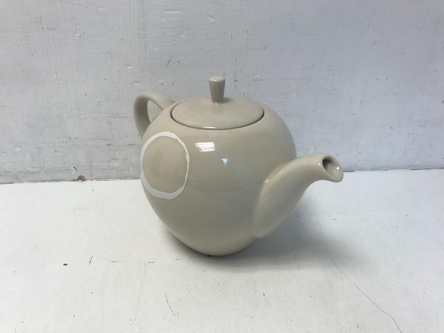 Rocha John Rocha Knot Teapot with Cups and Saucers