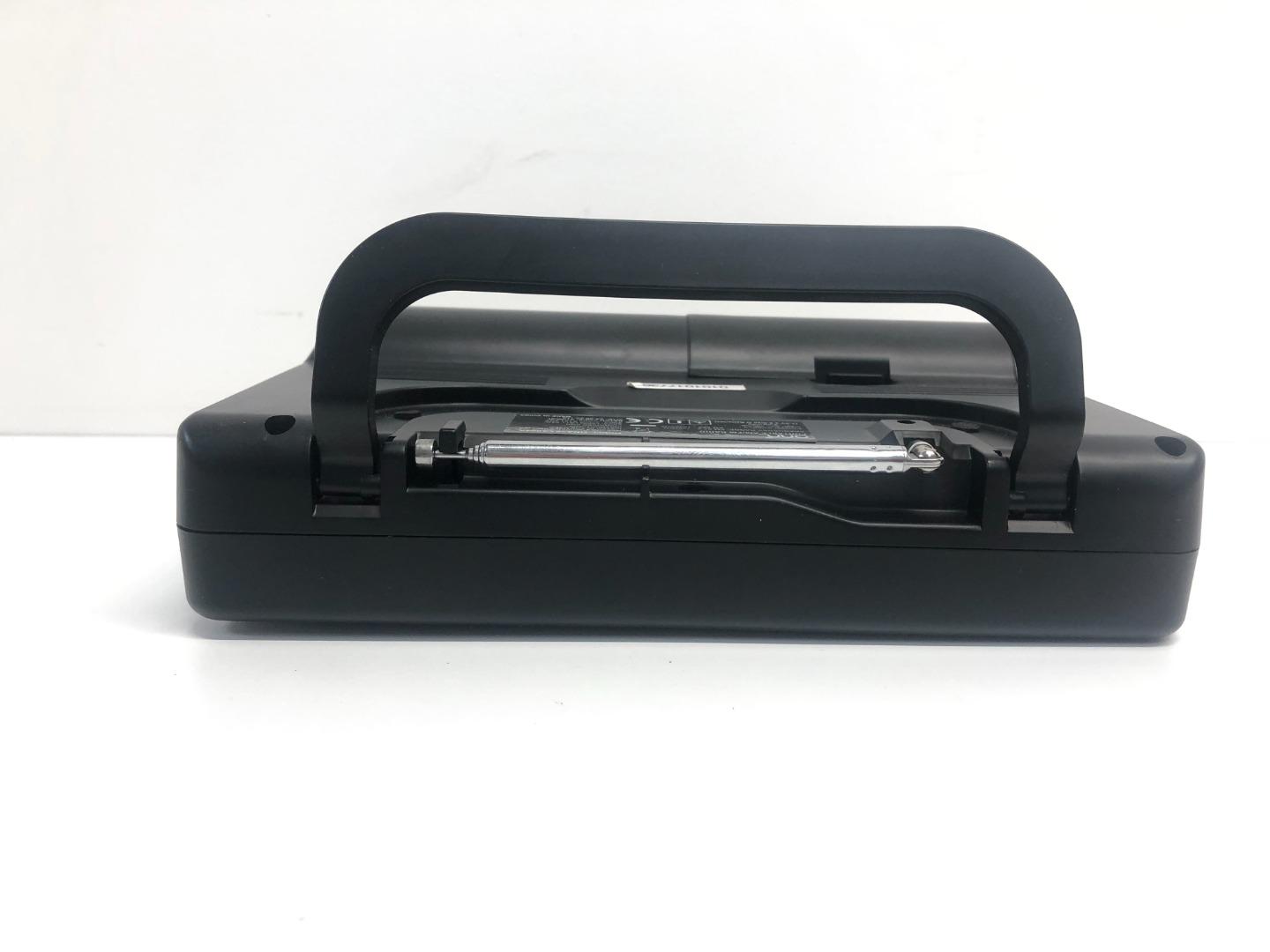 Onn AM/FM Portable Radio