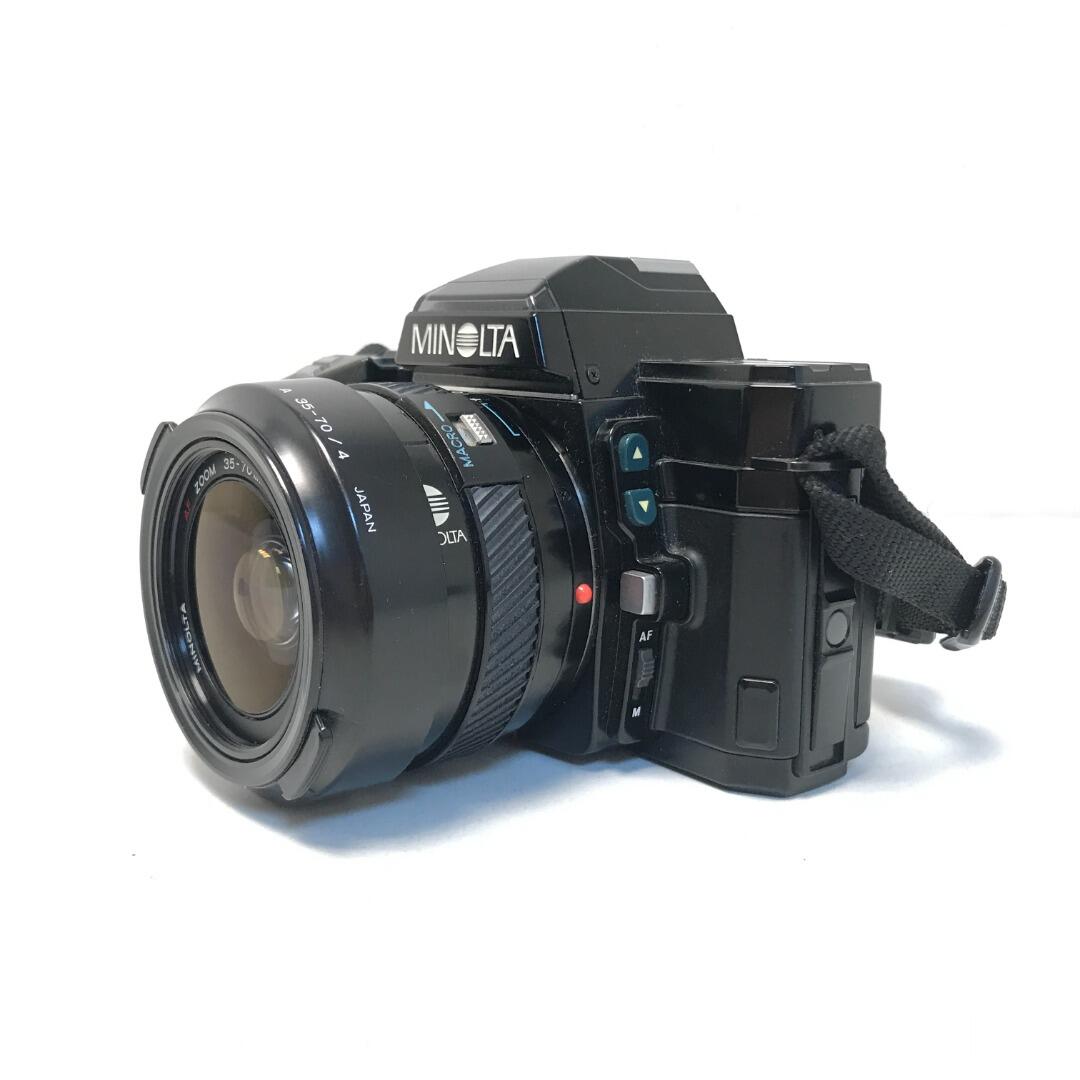 Minolta 7000 AF SLR 35mm Film Camera with 35-70mm Zoom Lens (with defects)