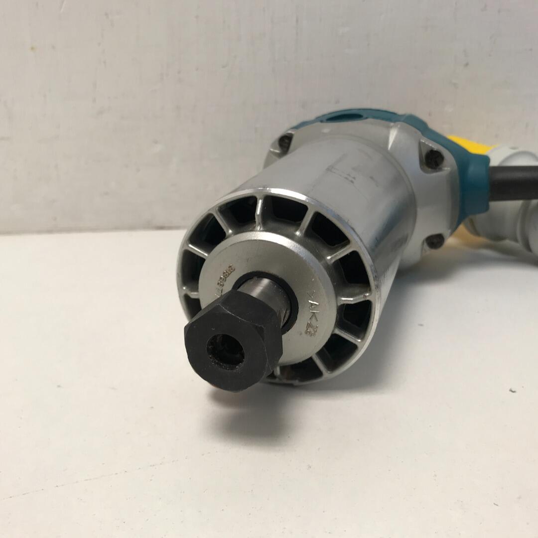 Makita RT0700C 110V Palm Router (read description)