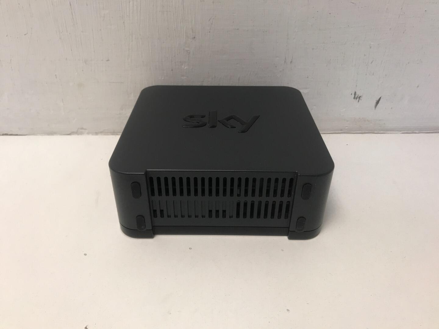 Sky SR102 Broadband Router