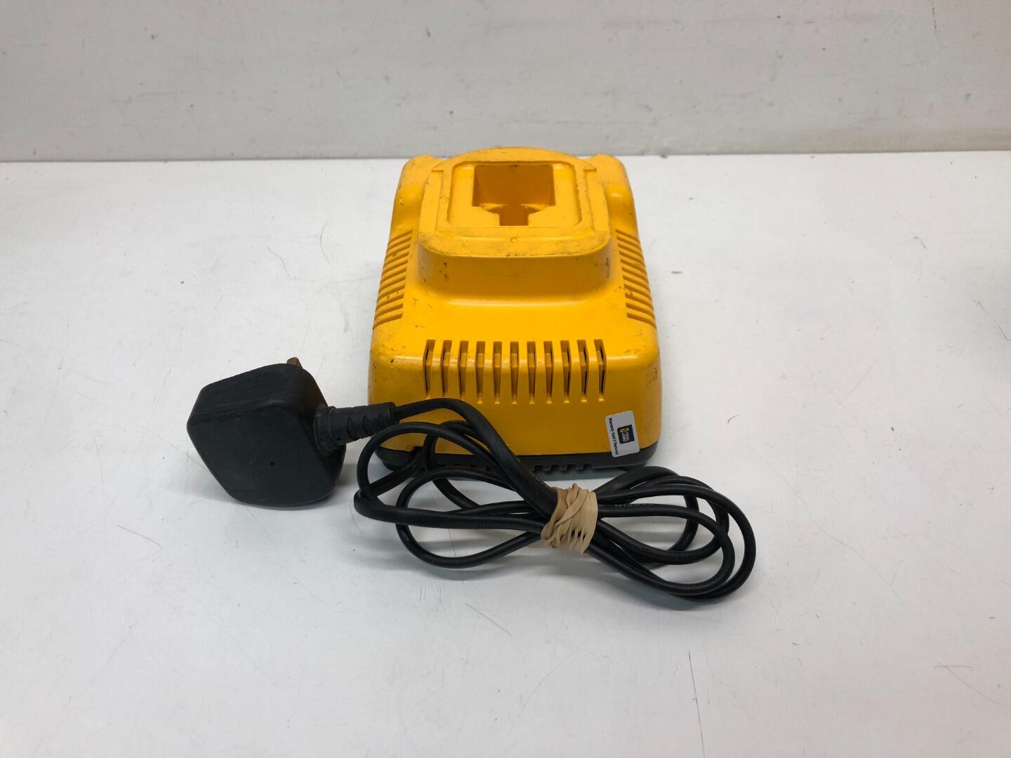 DeWalt DC925 18V NiCd Cordless Hammer Drill