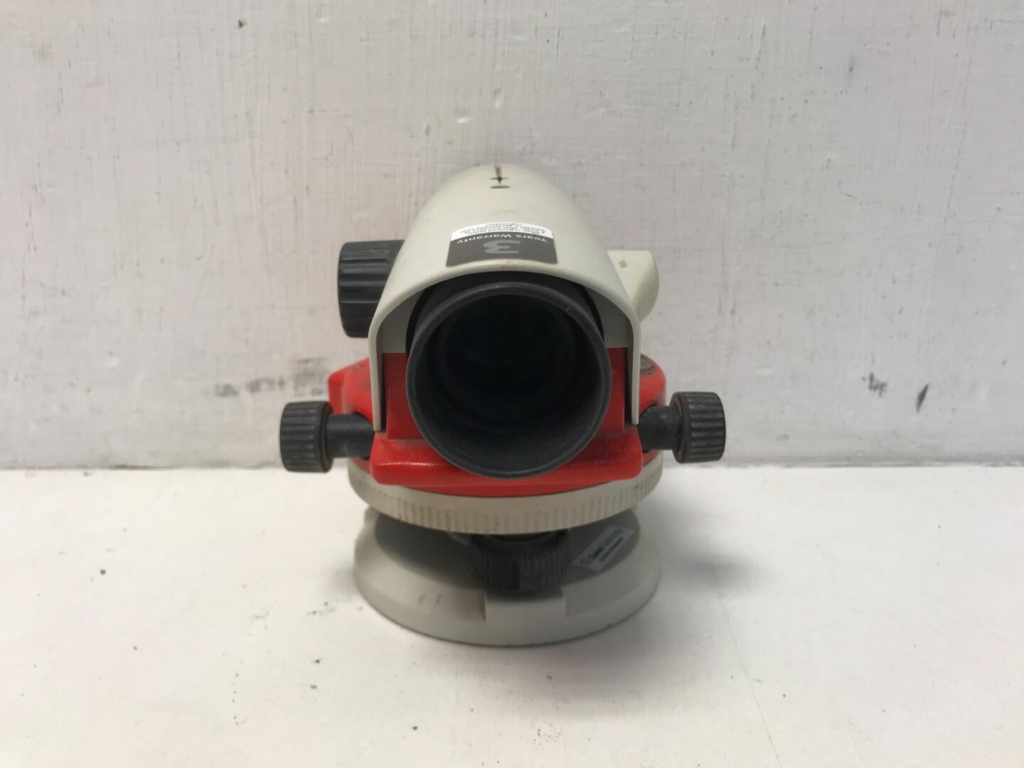 Leica NA720 Optical Survey Level