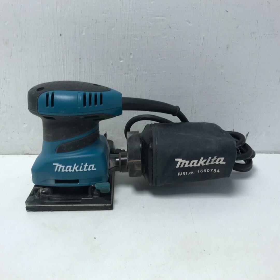 Makita BO4555 240V Palm Sander