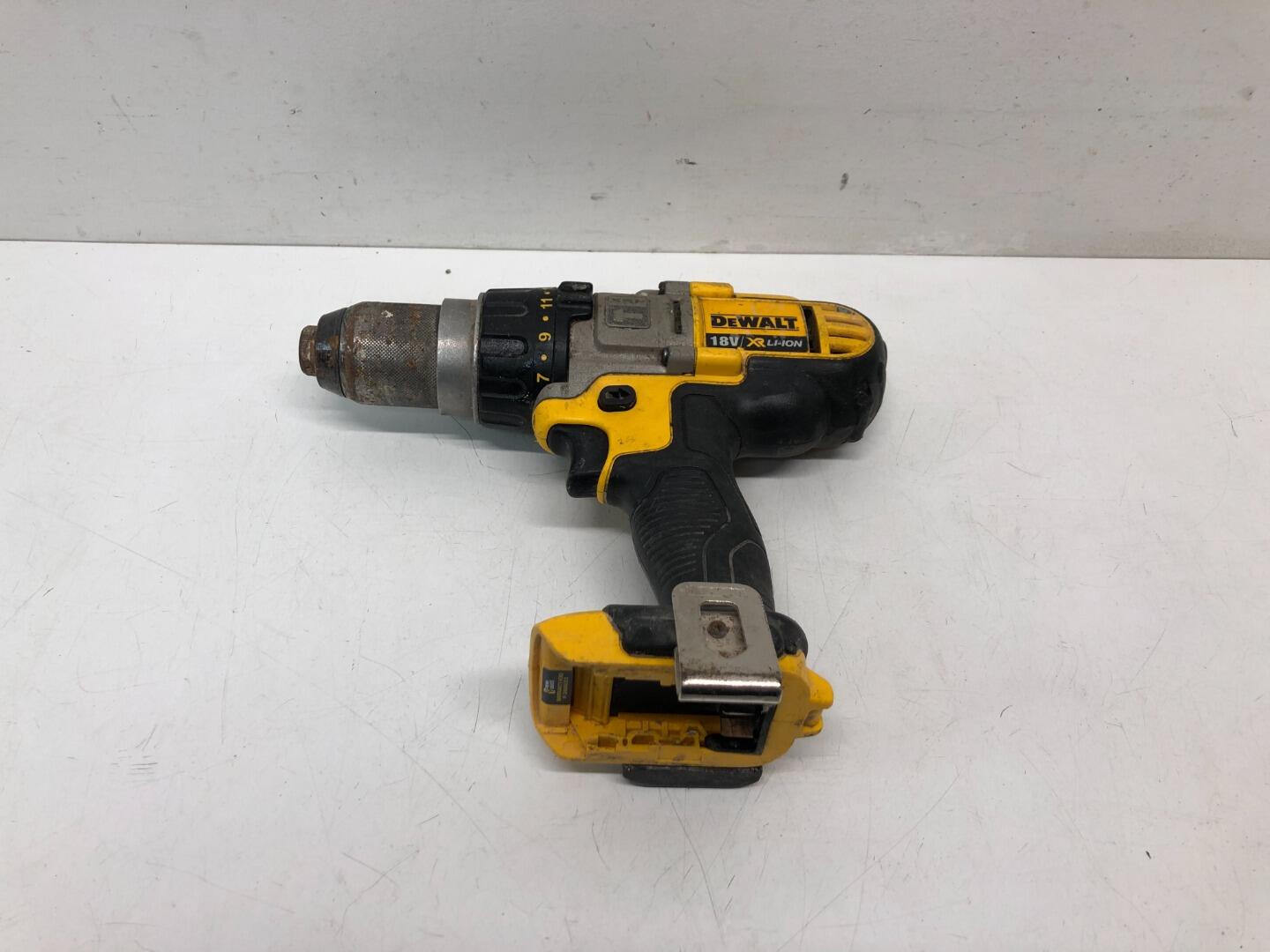 DeWalt DCD985 18V Cordless Combi Drill - Body Only - Parts or Spares