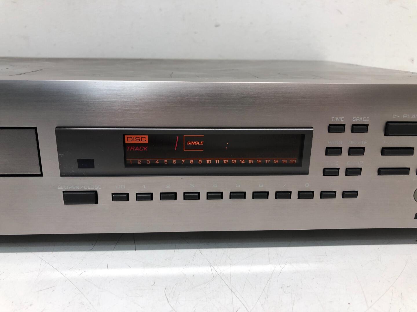 Yamaha CDX-530E Compact Disc Player