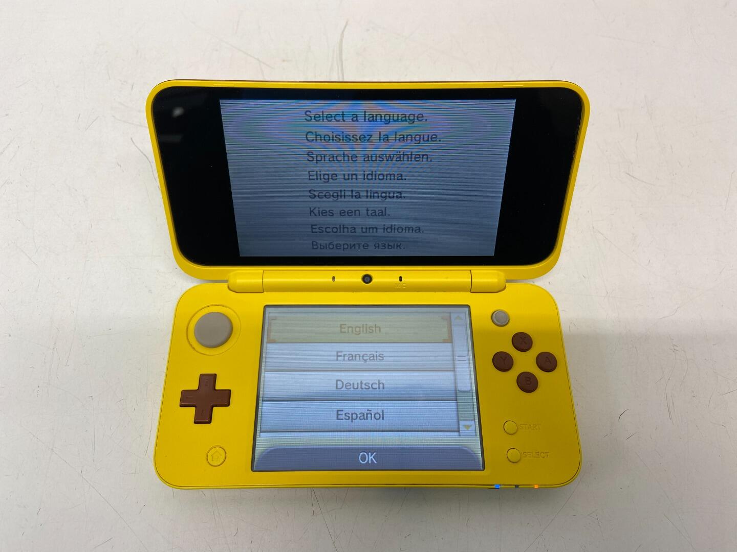 Nintendo 2DS XL Pikachu Limited Edition Console