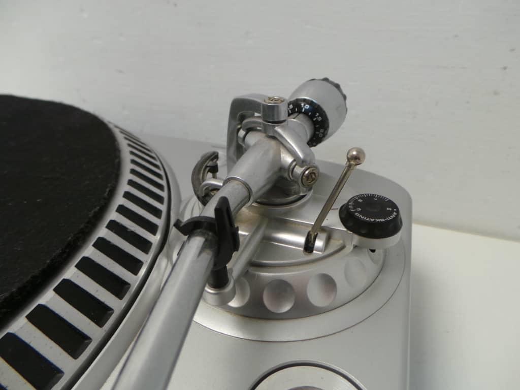 KAM DDx2000 Direct Drive Turntable