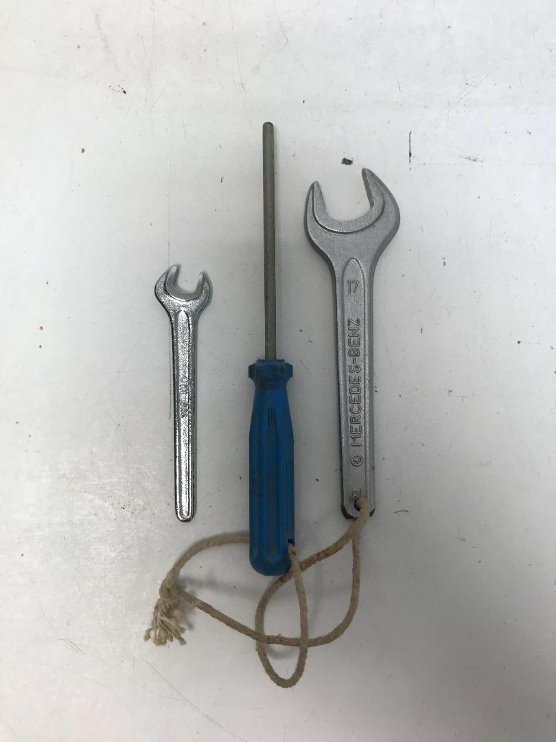 DeWalt DW615 Plunge Router