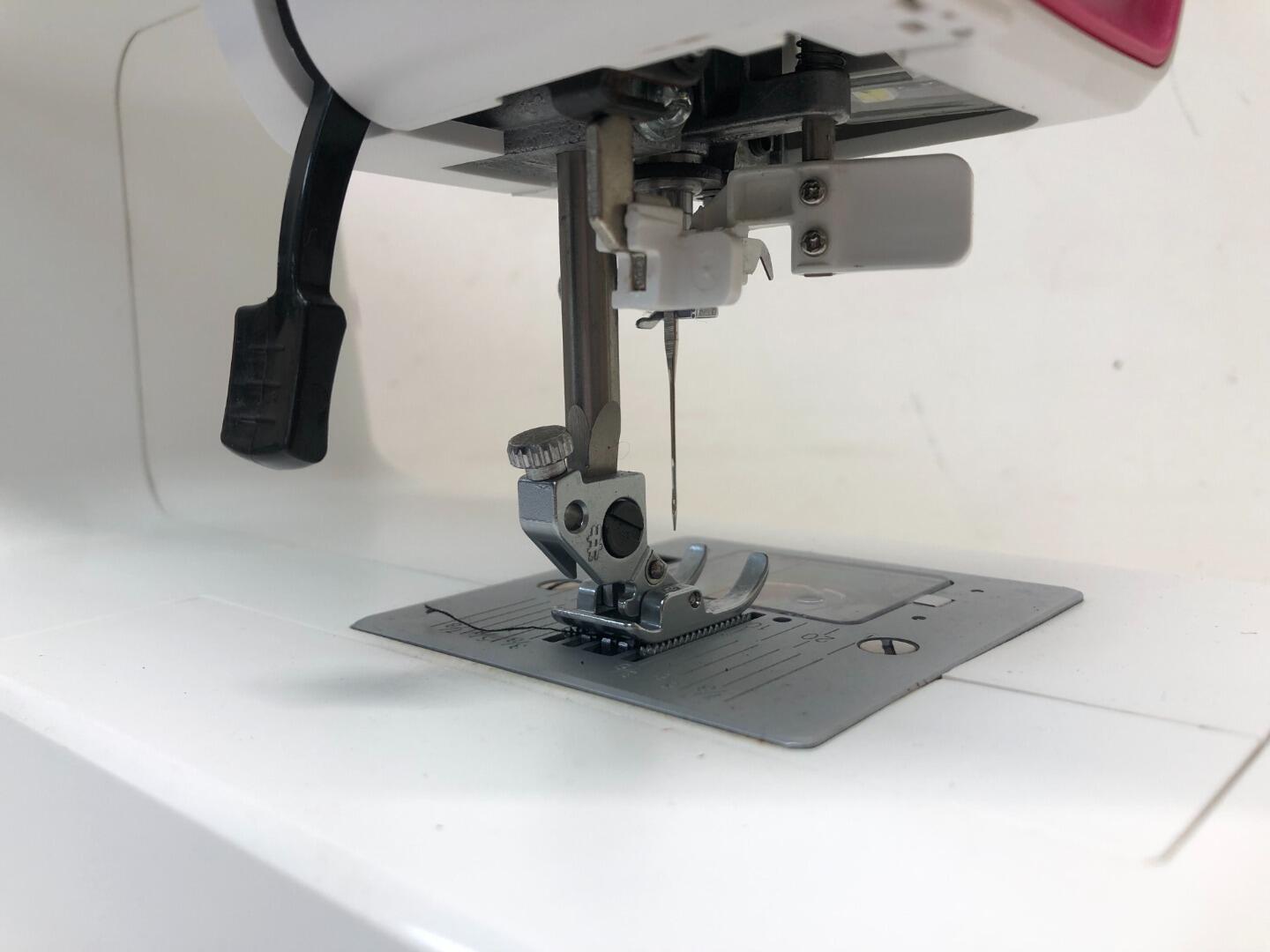 Pfaff 160s Electric Sewing Machine