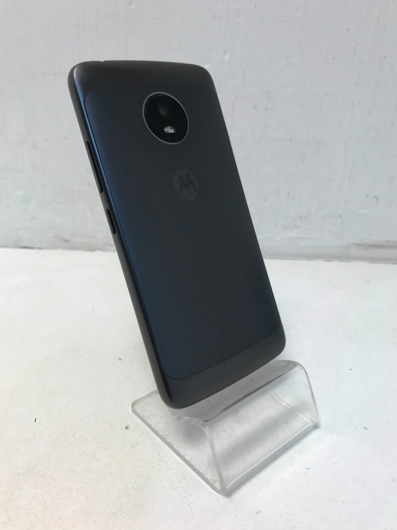 Motorola Moto G5 Mobile Phone - Unlocked