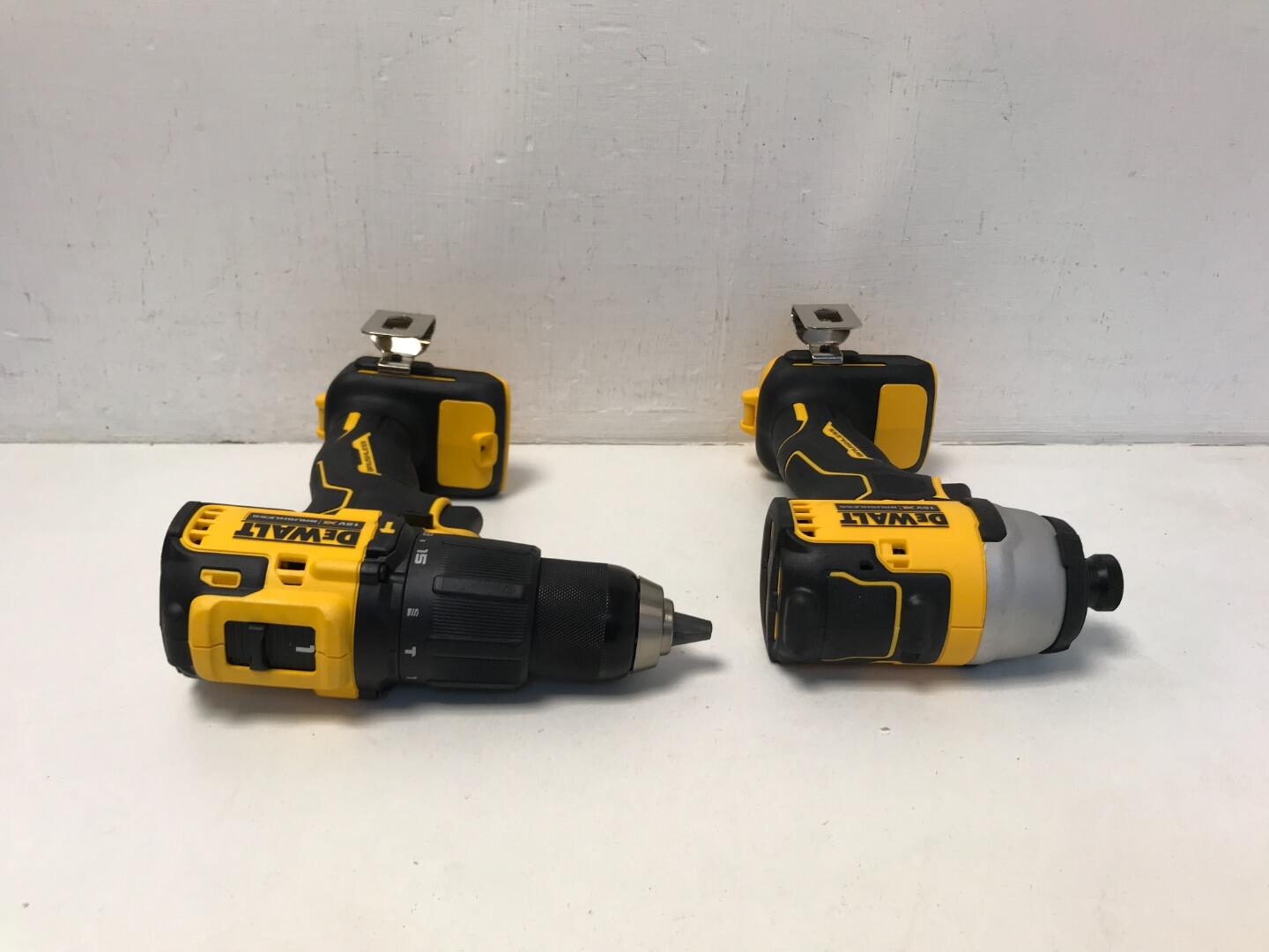 Dewalt DCK2062D2T 18V XR Combi Drill & Impact Driver Drill Set