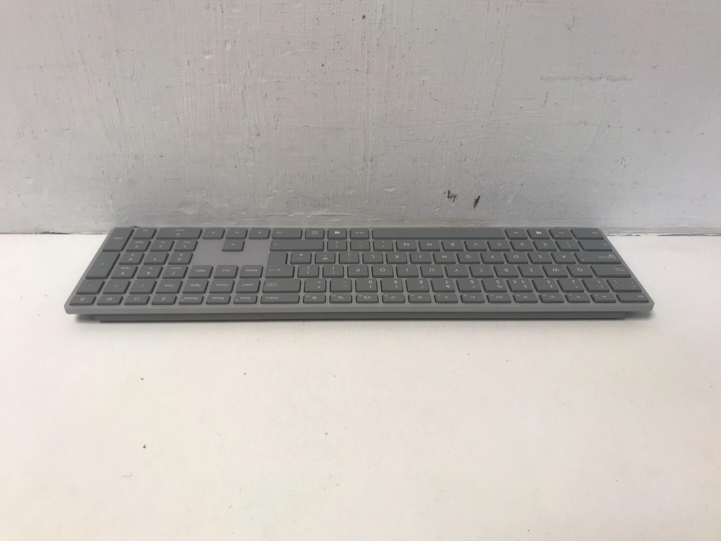Microsoft Surface Keyboard 1742
