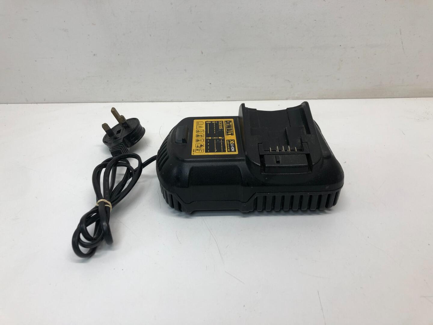 DeWalt DCB105 XR Lithium Ion Battery Charger