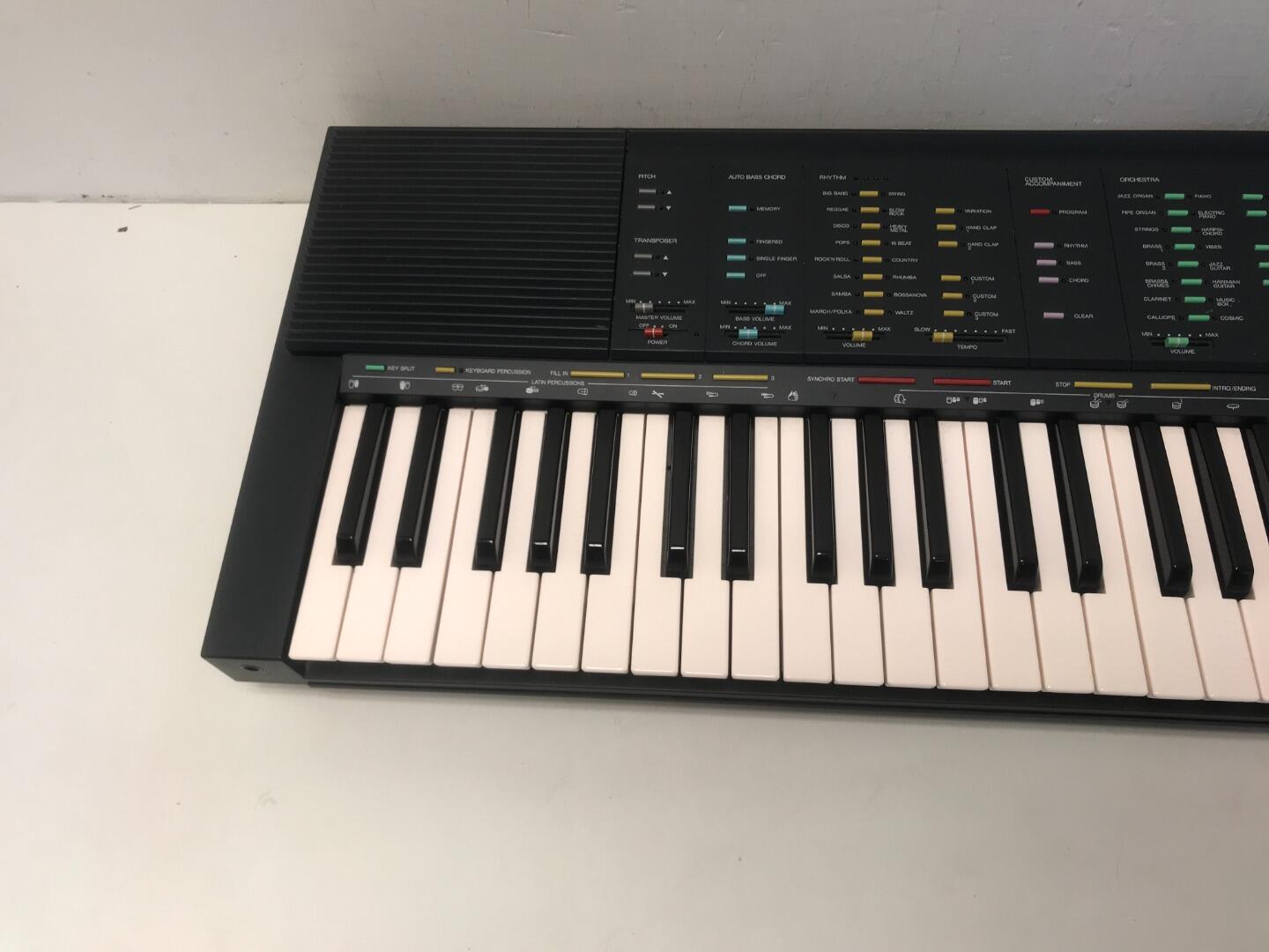 Yamaha PSR-70 Vintage Electric Keyboard