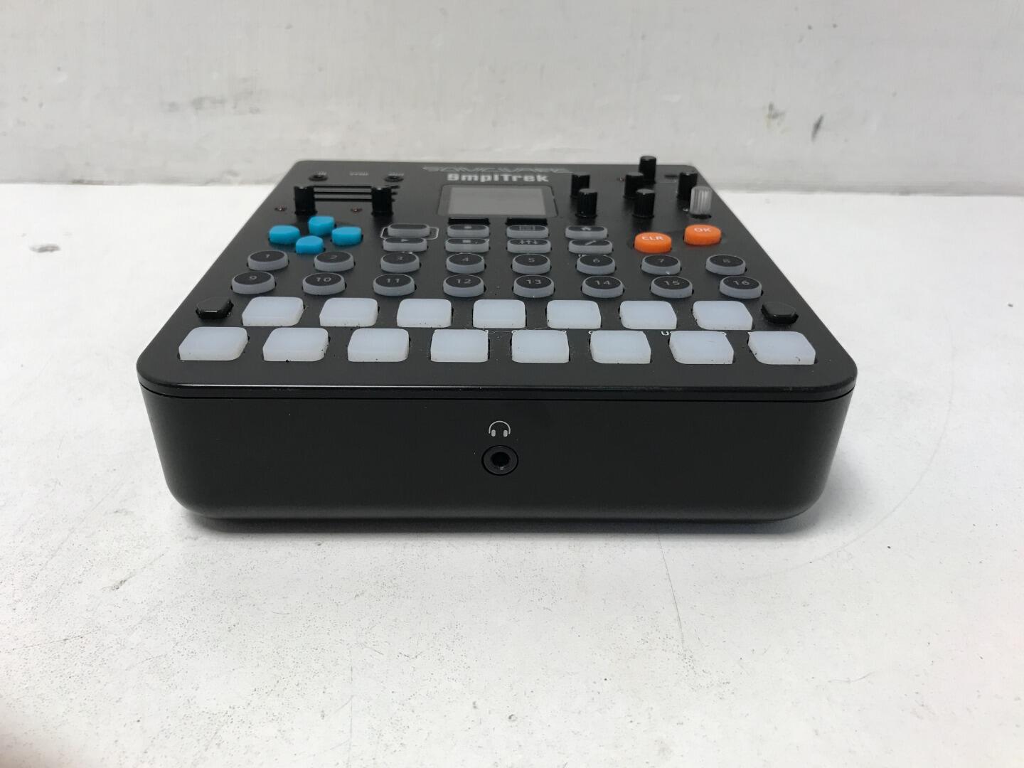 Sonicware SmplTrek Portable Production Sampler Sequencer Looper Drum ...