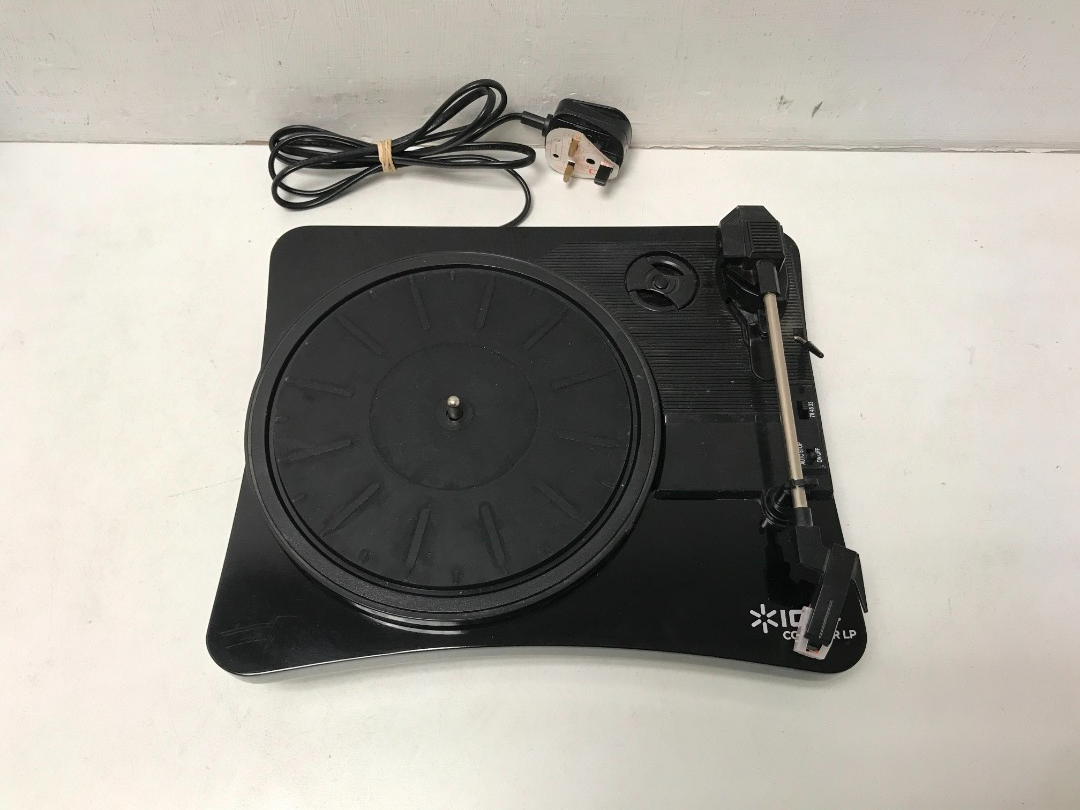 Ion Contour LP Vinyl-to-MP3 Turntable