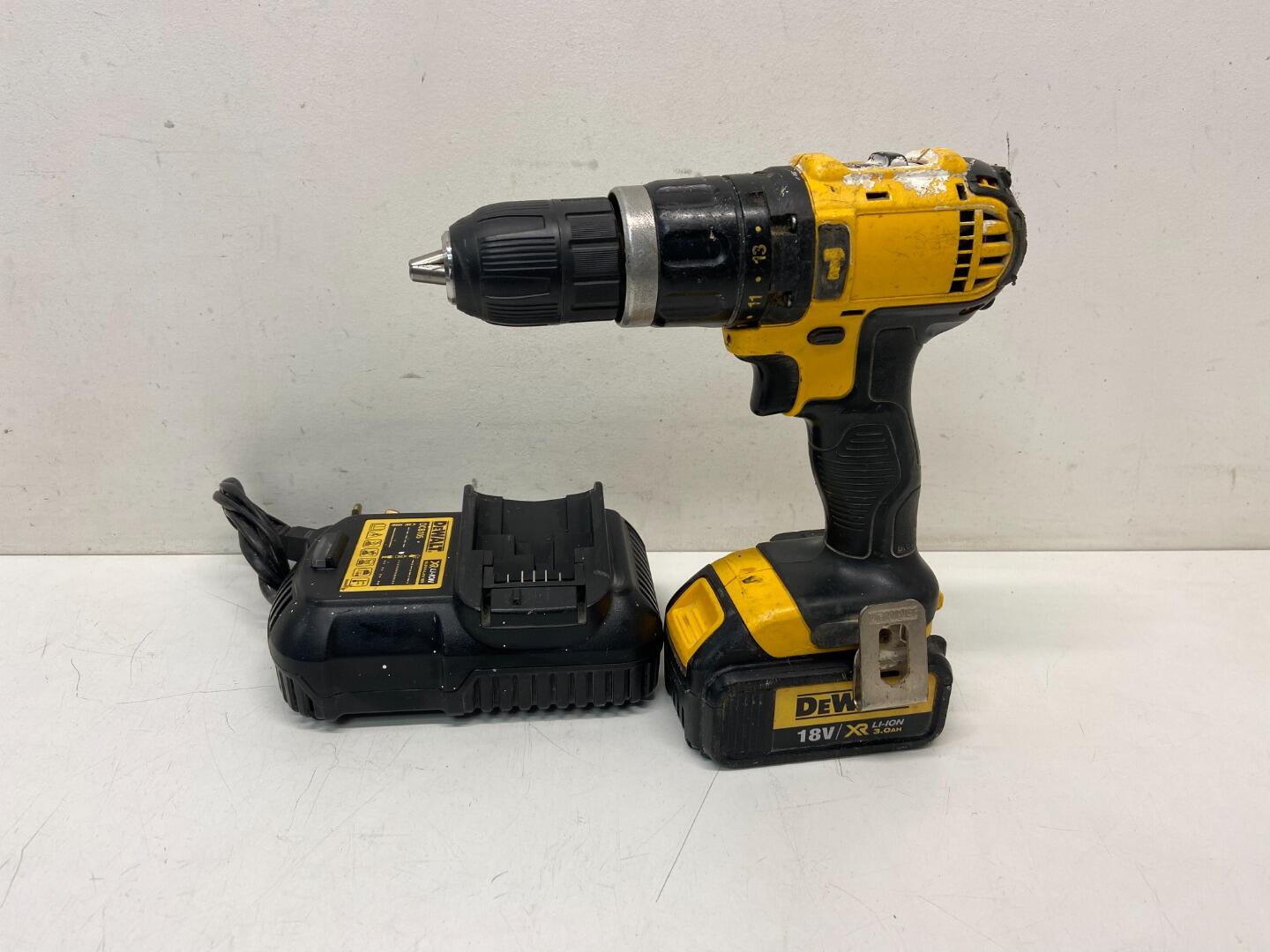 DeWalt DCD785 XR Lithium Ion Cordless Hammer Drill