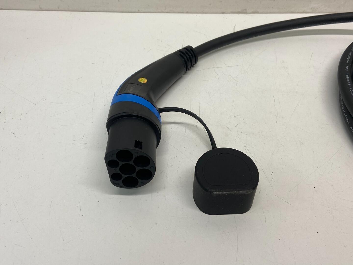 MG HS EV 5m Charging Cable