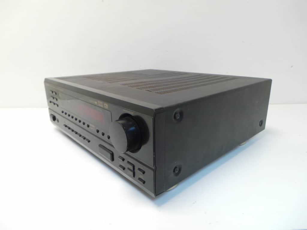 Denon AVR-1602 AV Surround Receiver (read description)