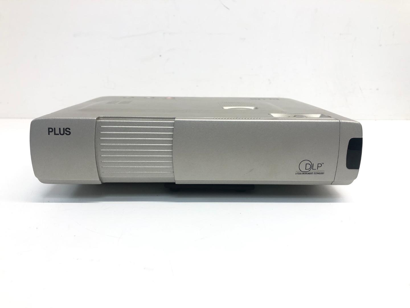 Plus U3-1100SF Data Projector